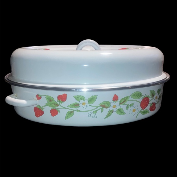 Kitchen | Vintage Strawberry White Enamel Roast Pan Roaster Dutch Oven ...